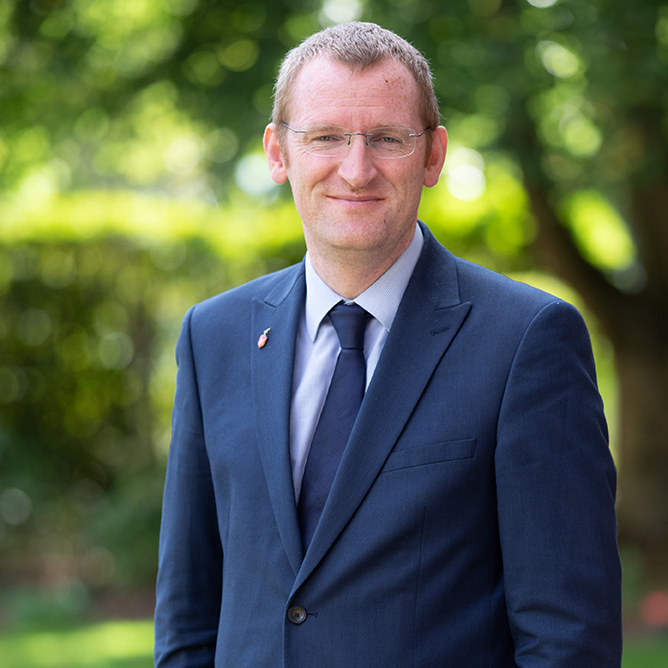 Welcome Mr Philip Dearden: New Head of Merchant Taylors' Schools ...